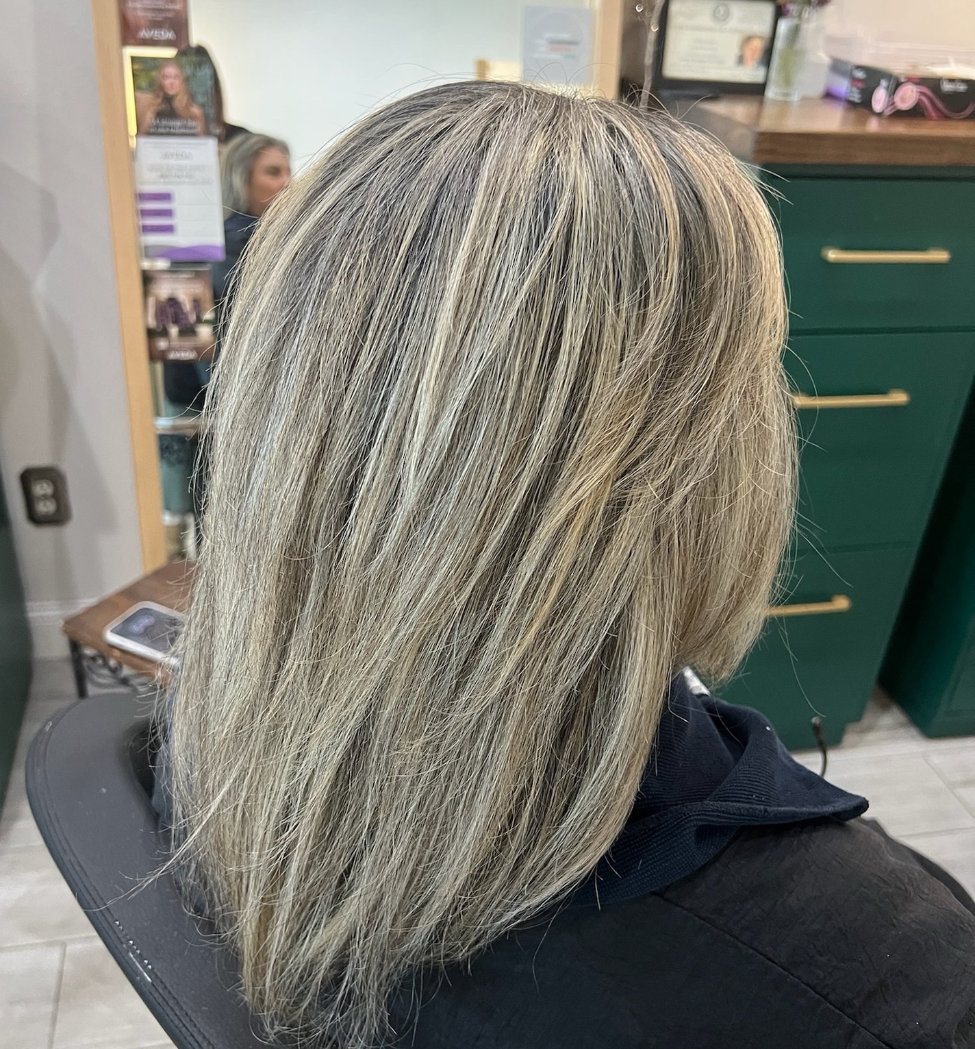 Grey Blending with Full Highlight by Zee – Aveda Theory Hair Salon