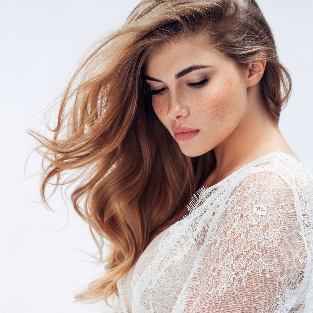 8 Tips for Healthy Long Hair – Aveda Theory Hair Salon